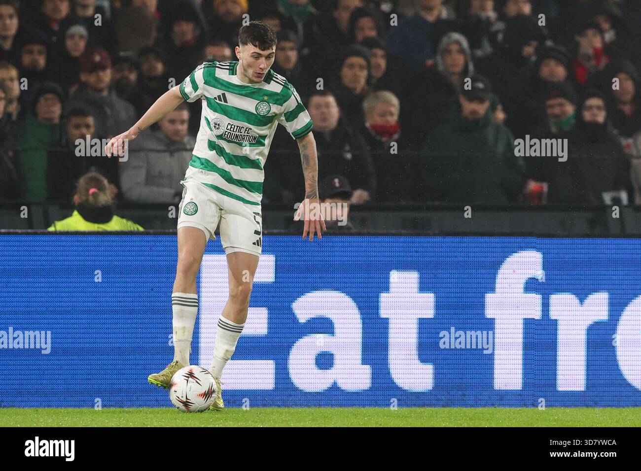 ROTTERDAM, NETHERLANDS - NOVEMBER 27: Colby Donovan of Celtic FC in ...