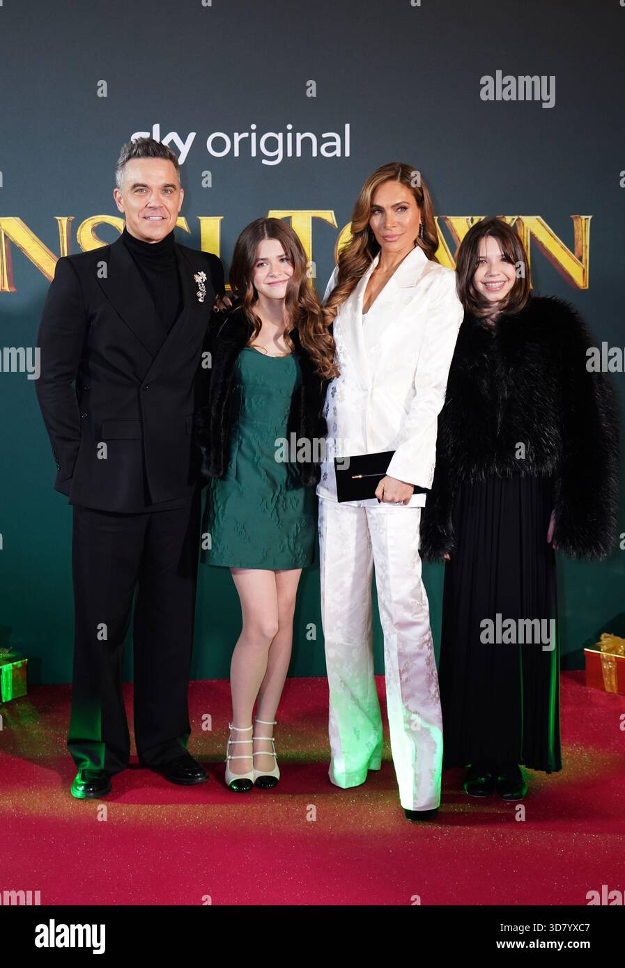 Robbie Williams, Teddy Williams, Ayda Field Williams and Pepper Packer ...