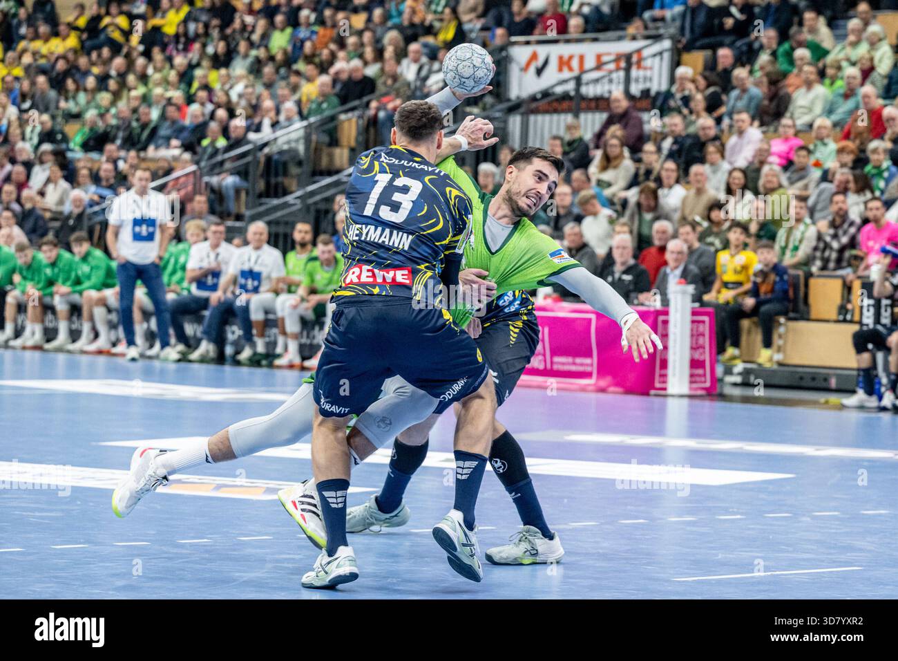Filip Vistorop (HSG Wetzlar, 4), Sebastian Heymann (Rhein-Neckar Löwen ...