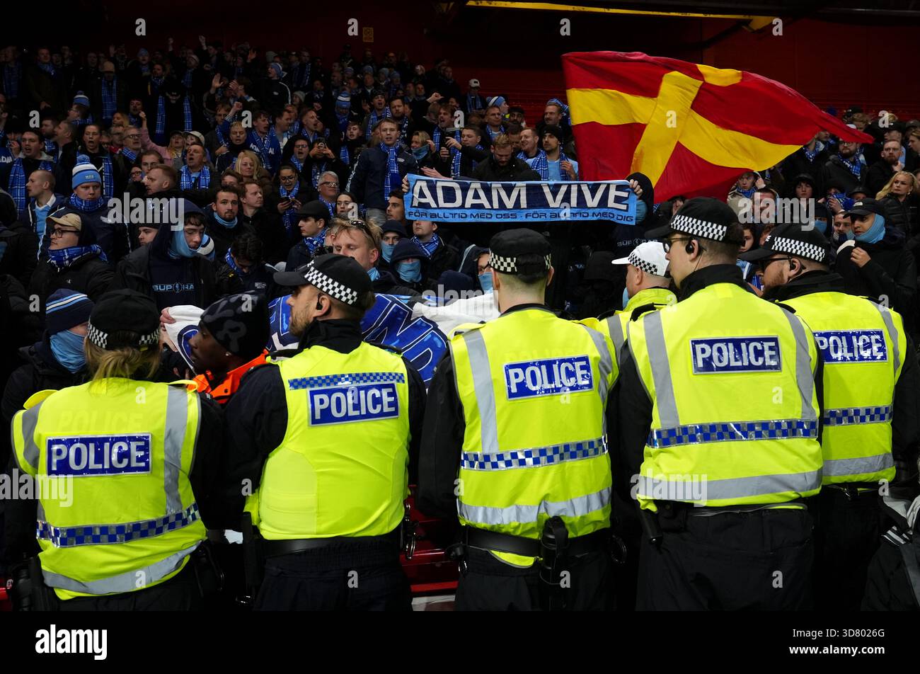Police keeping watch over Malmo fans before the UEFA Europa League ...