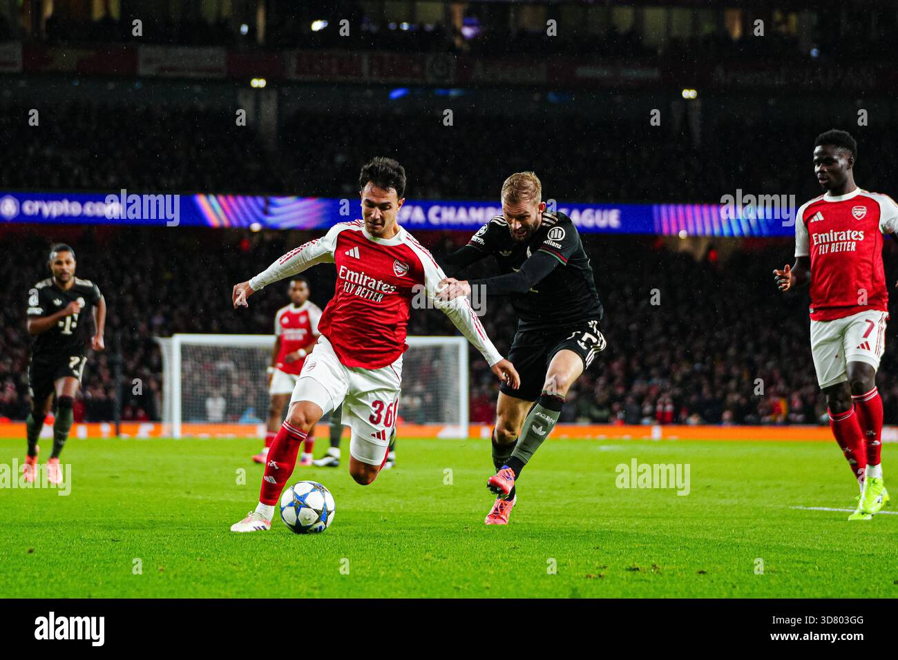 Martin Zubimendi (FC Arsenal, #36), Konrad Laimer (FC Bayern Muenchen ...