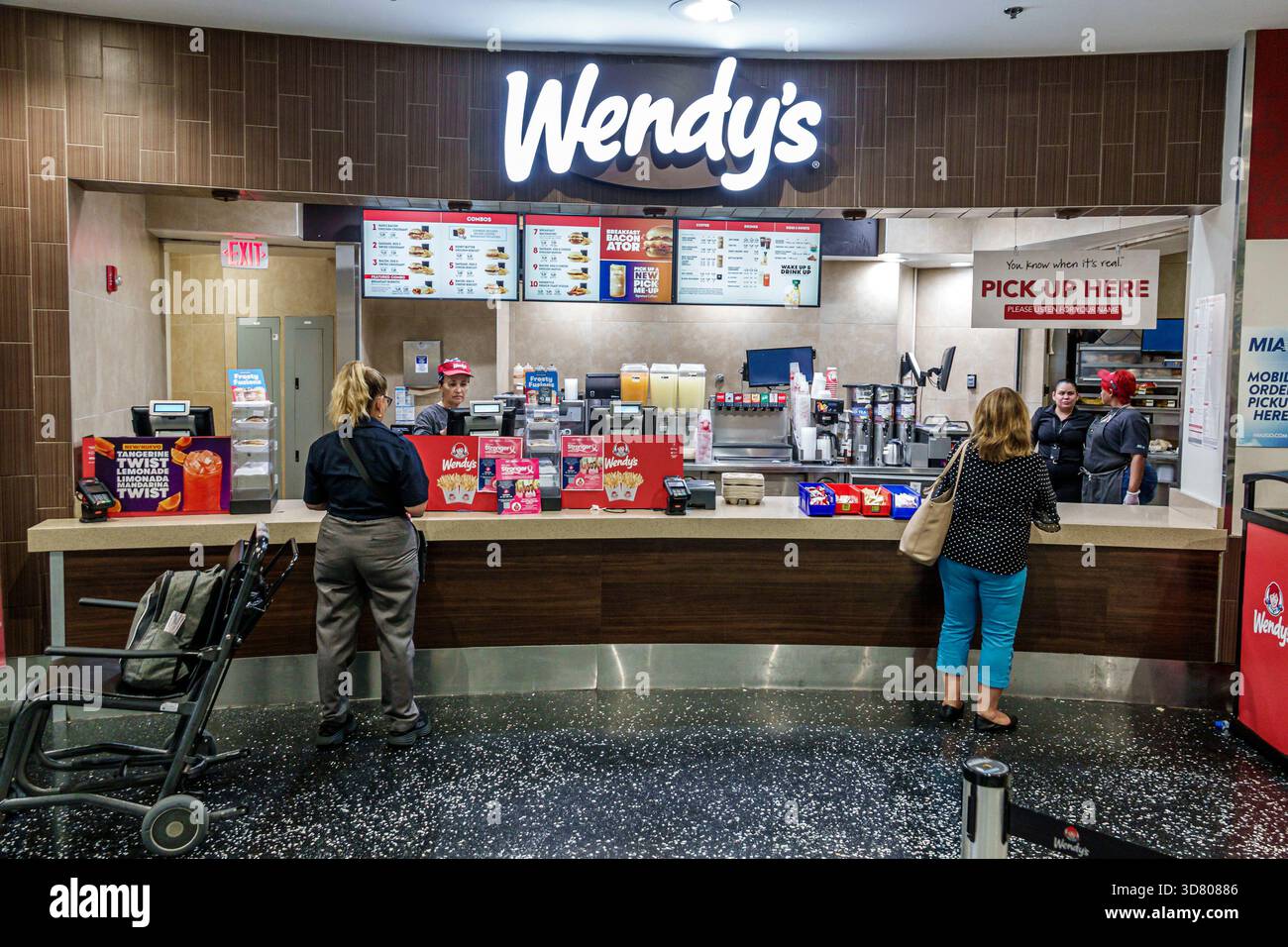 Wendys fast food counter hi-res stock photography and images - Alamy