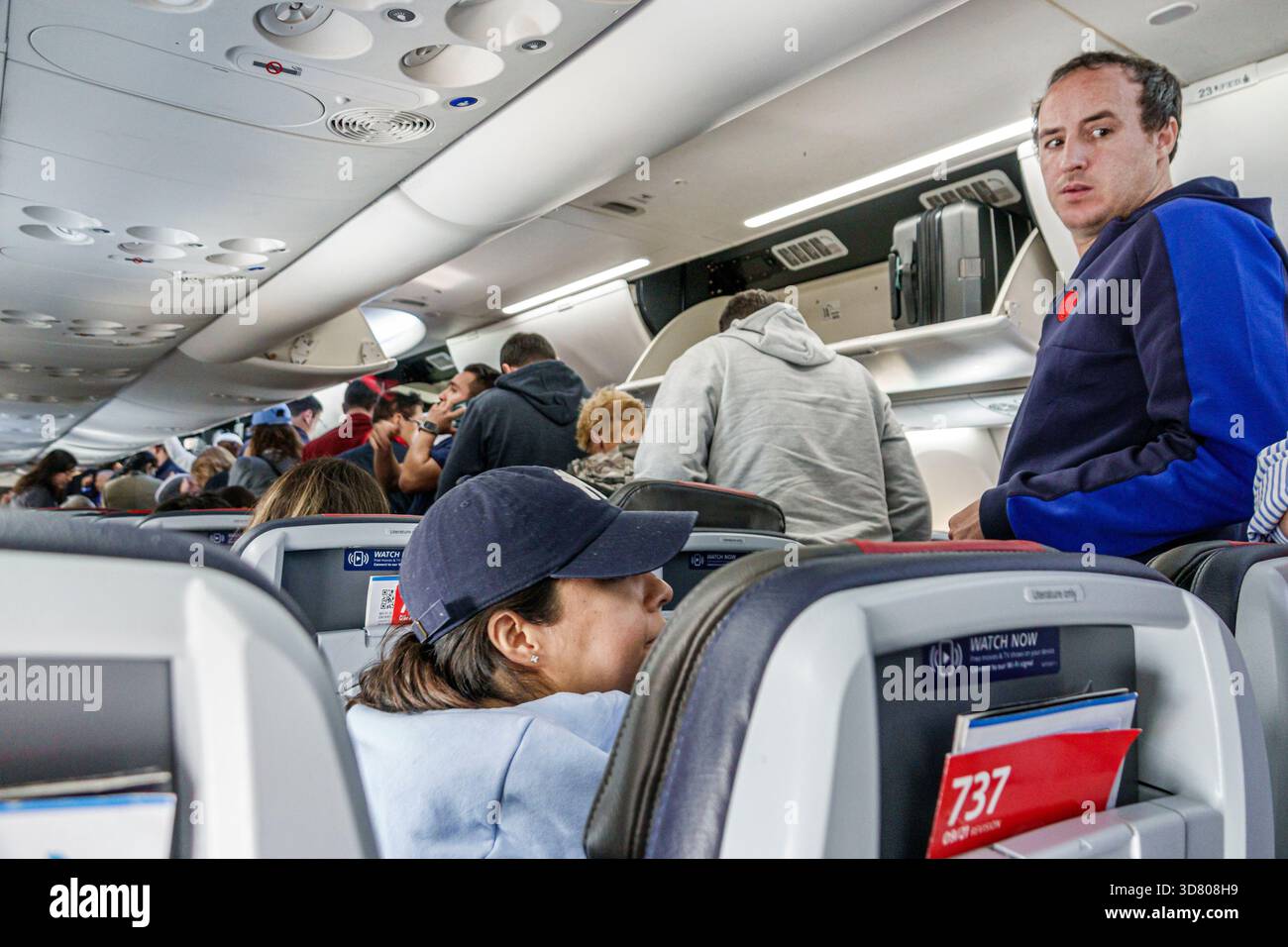 American airlines boeing 737 flight from miami hi-res stock photography ...