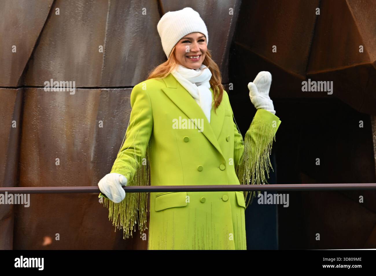 American singer-songwriter Jewel attends the 99th Annual 2025 Macy's ...
