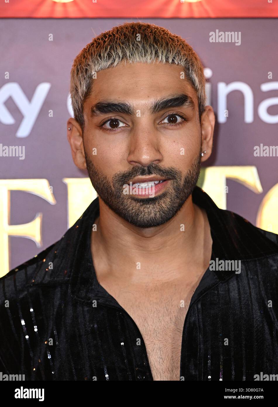 London, UK. November 27th, 2025. Mawaan Rizwan attending the Tinsel ...