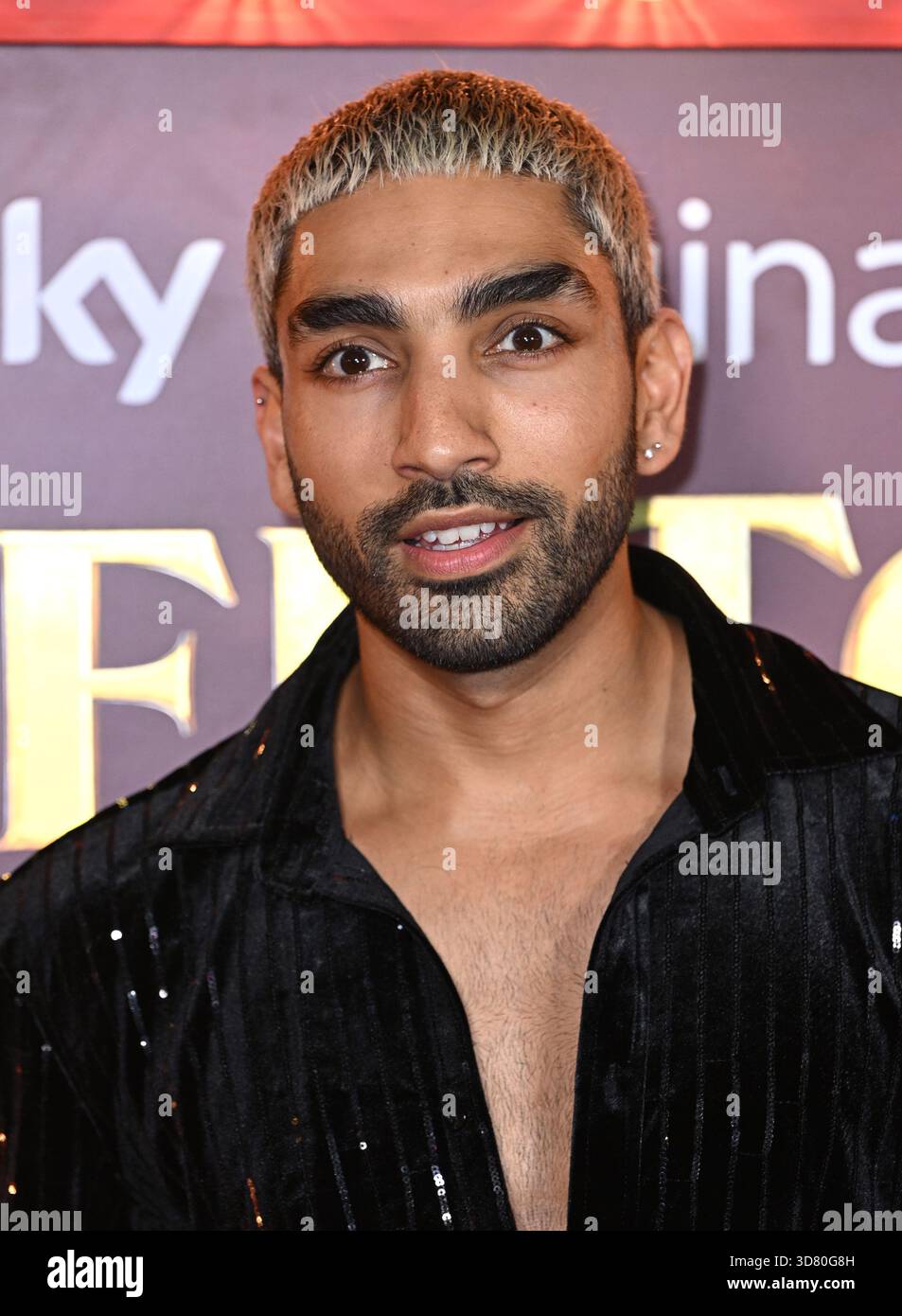 London, UK. November 27th, 2025. Mawaan Rizwan attending the Tinsel ...