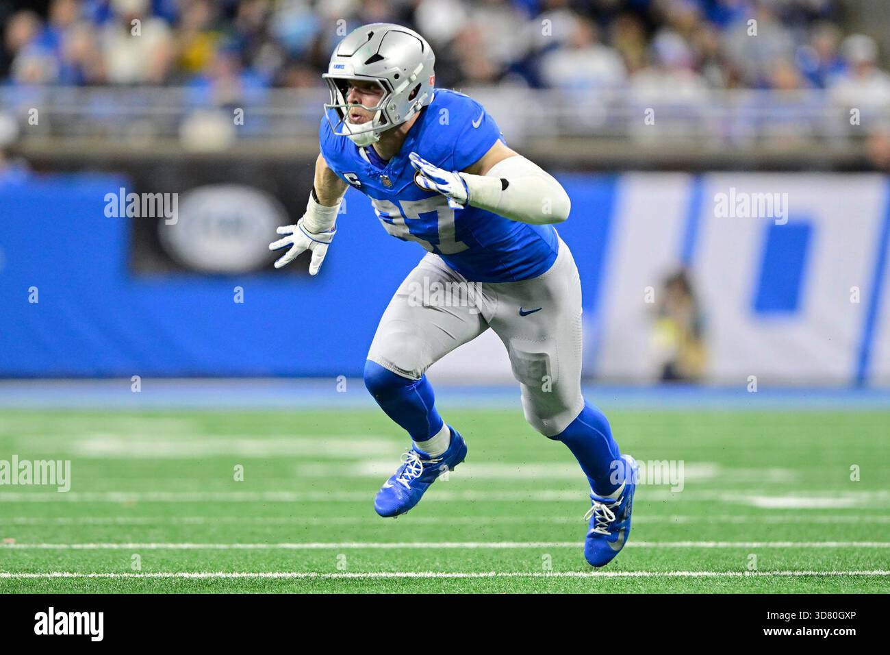 DETROIT, MI - NOVEMBER 27: Detroit Lions Defensive End Aidan Hutchinson ...
