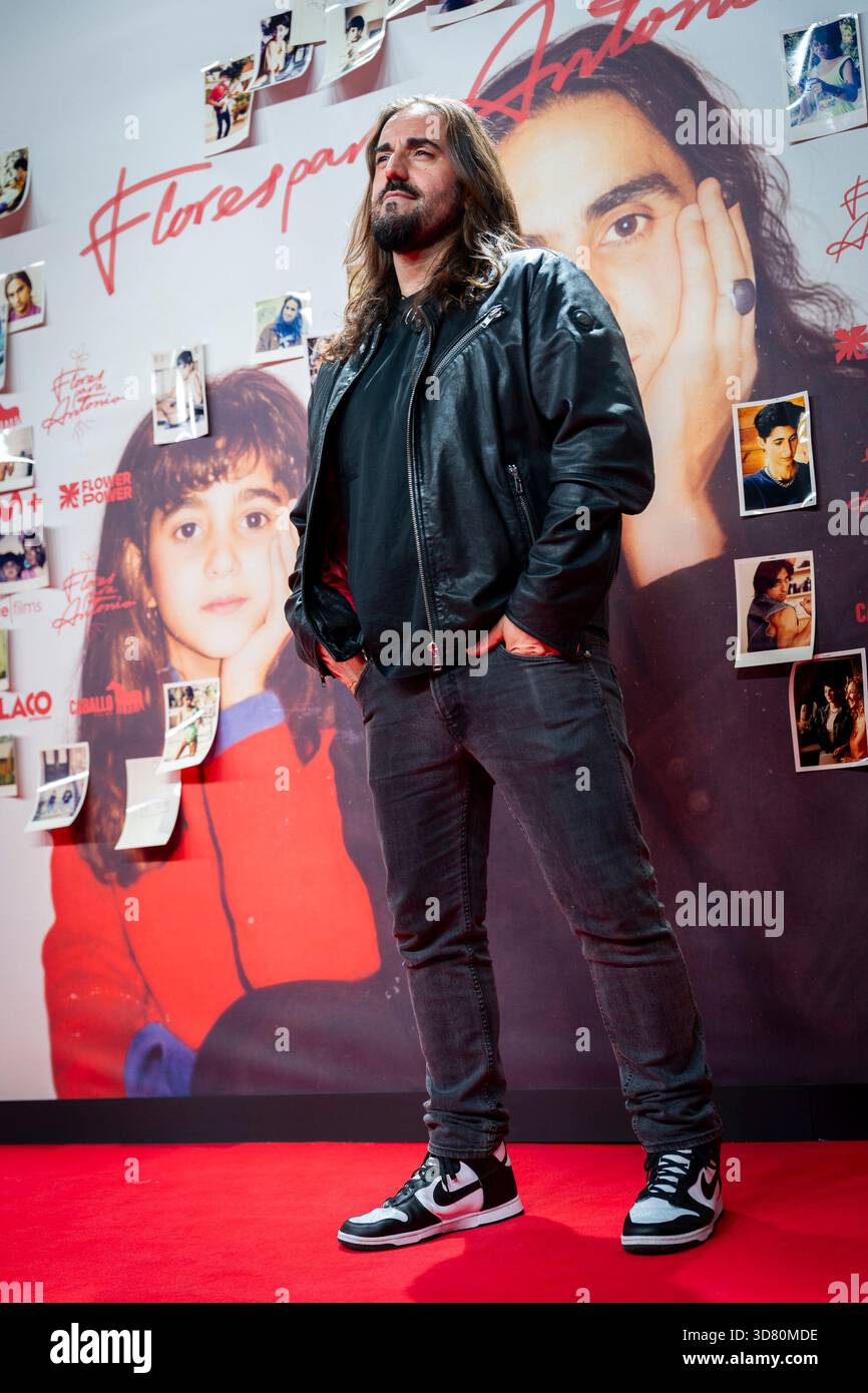 Andres Suarez attends to 'Flores para Antonio' Premiere at Callao ...