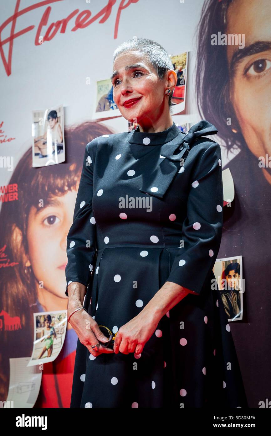 Maria Isabel Diaz attends to 'Flores para Antonio' Premiere at Callao ...