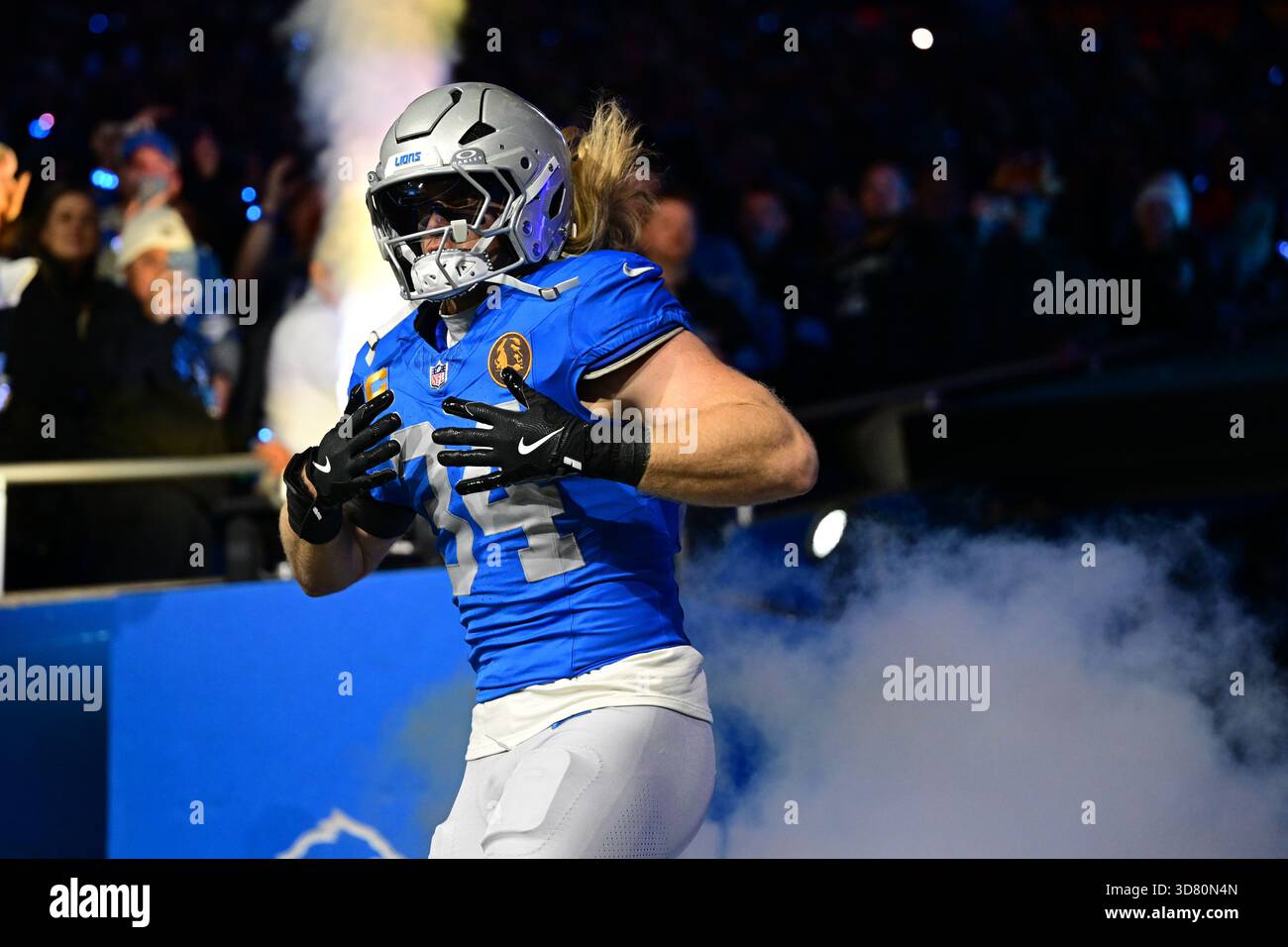 Detroit Lions linebacker Alex Anzalone is introduced before an NFL ...