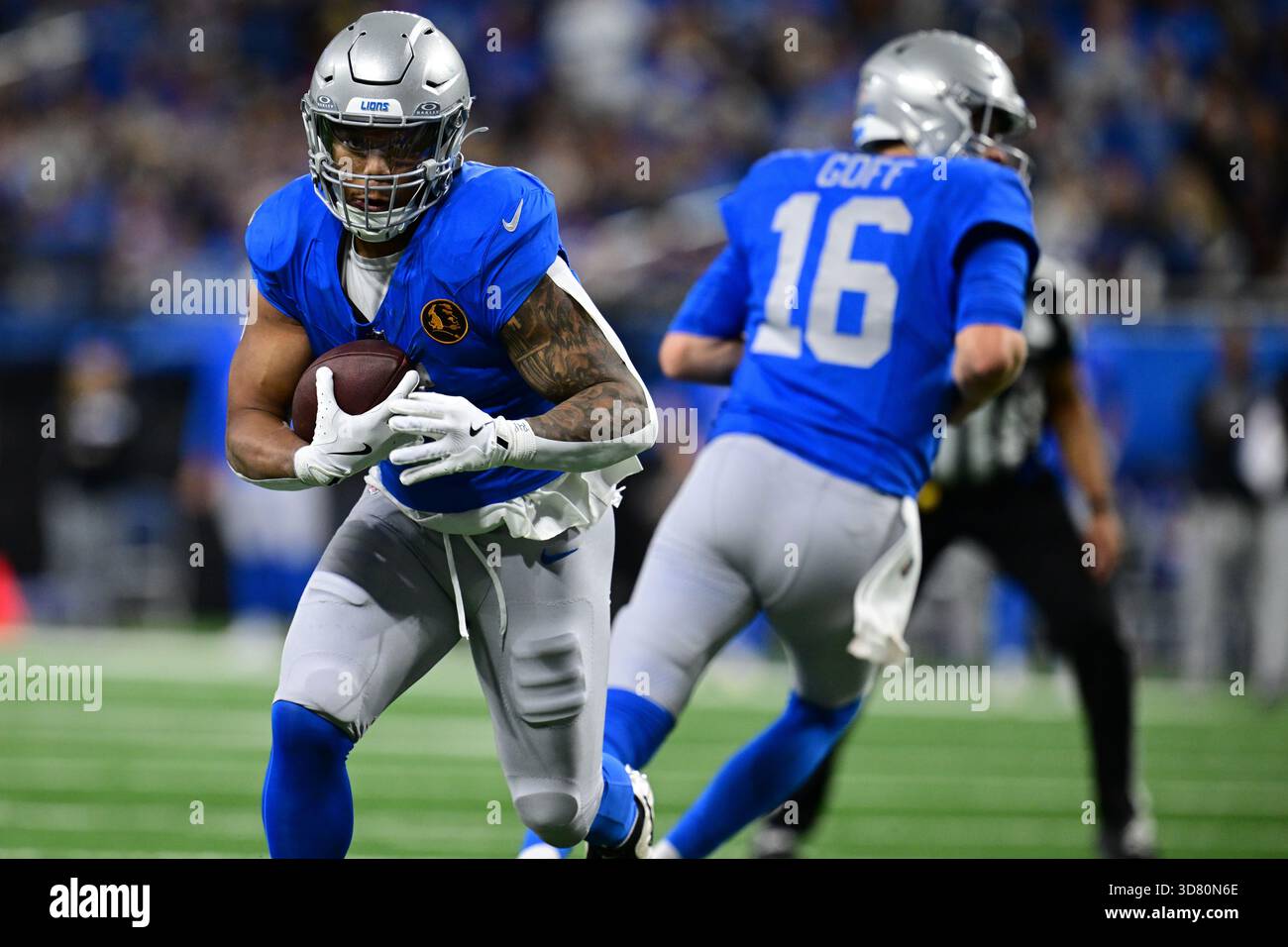 Detroit Lions running back David Montgomery runs the ball during the ...