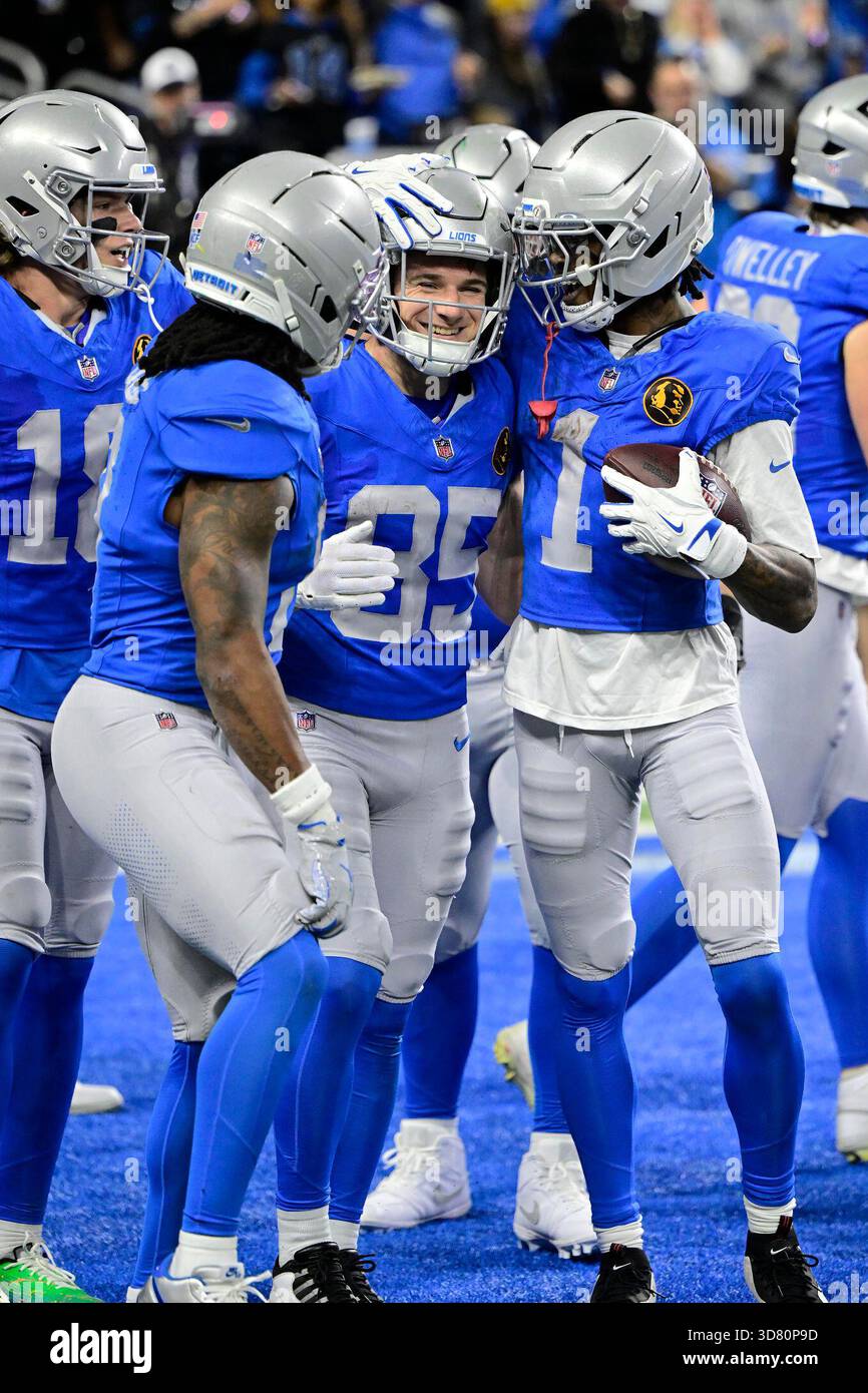 DETROIT, MI - NOVEMBER 27: Detroit Lions Wide Receiver Jameson Williams ...