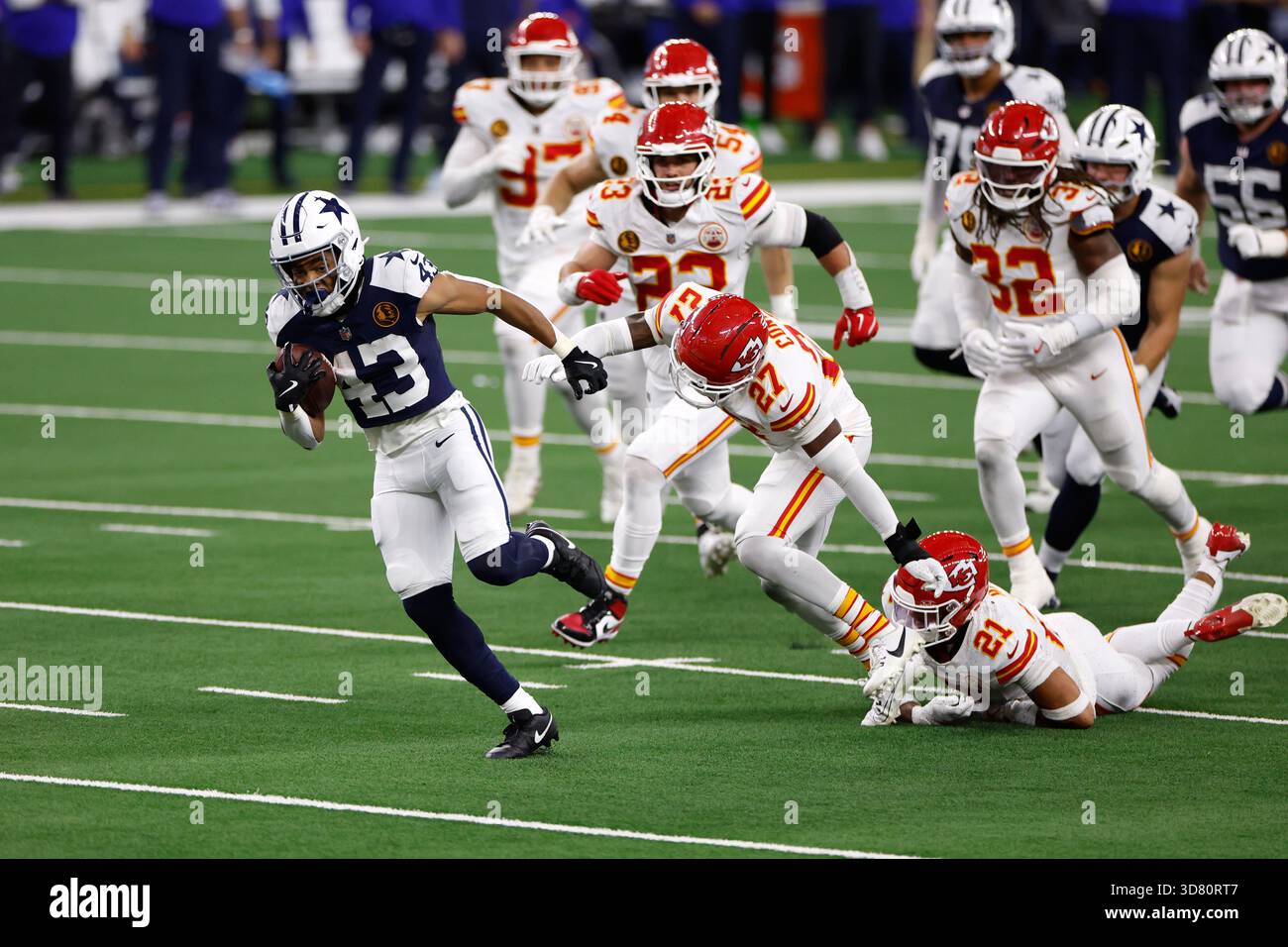 Dallas Cowboys running back Malik Davis (43) scores on a touchdown run ...