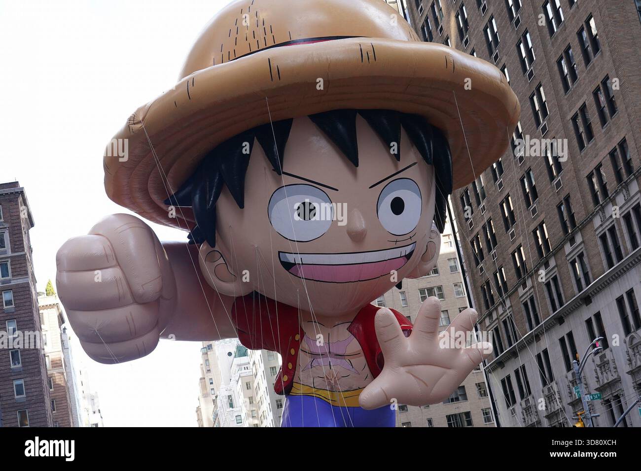 Monkey D. Luffy, Balloon out and about for Macy's Thanksgiving Day ...