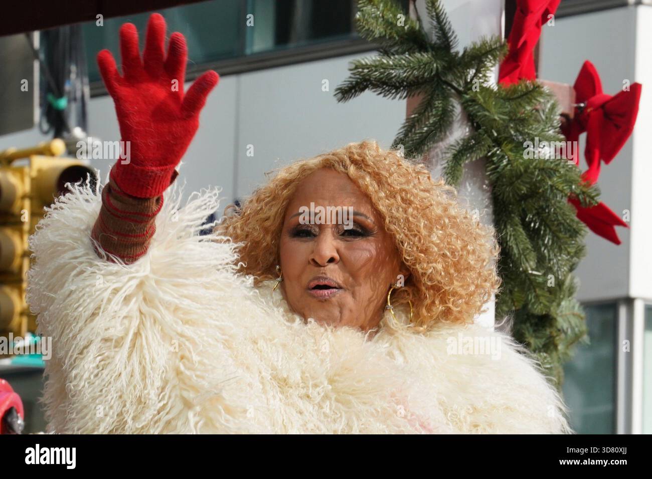 Darlene Love out and about for Macy's Thanksgiving Day Parade, , New ...