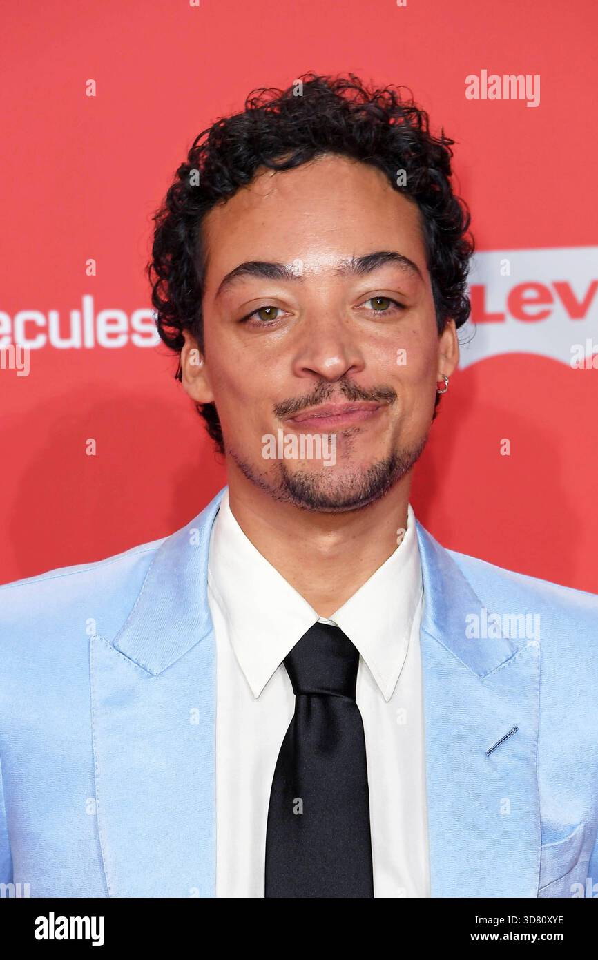 Aurel Mertz - GQ MEN OF THE YEAR AWARDS 2025 im Metropol in Berlin am ...