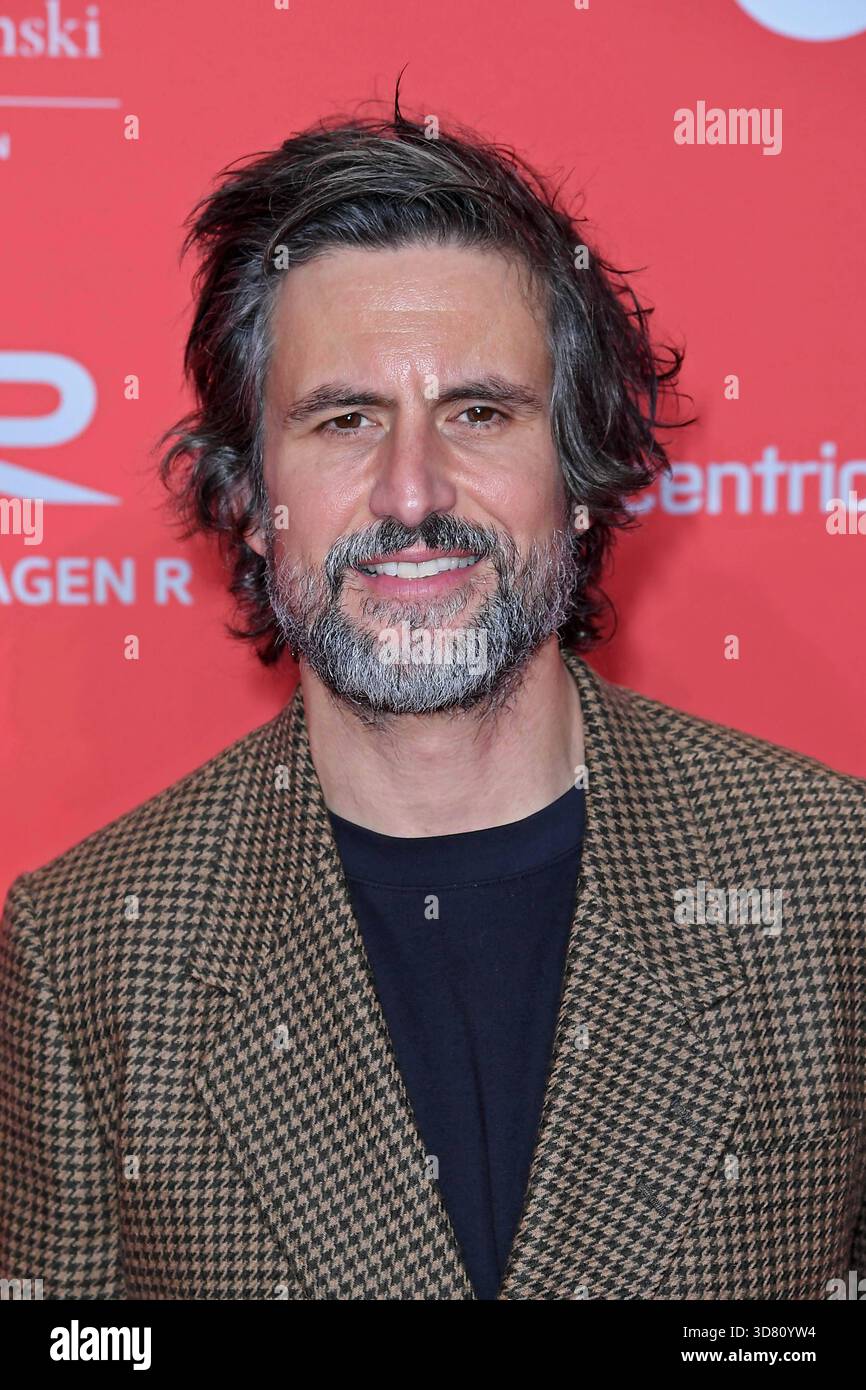 Tom Beck - GQ MEN OF THE YEAR AWARDS 2025 im Metropol in Berlin am 27.11.2025 *** Tom Beck GQ ...