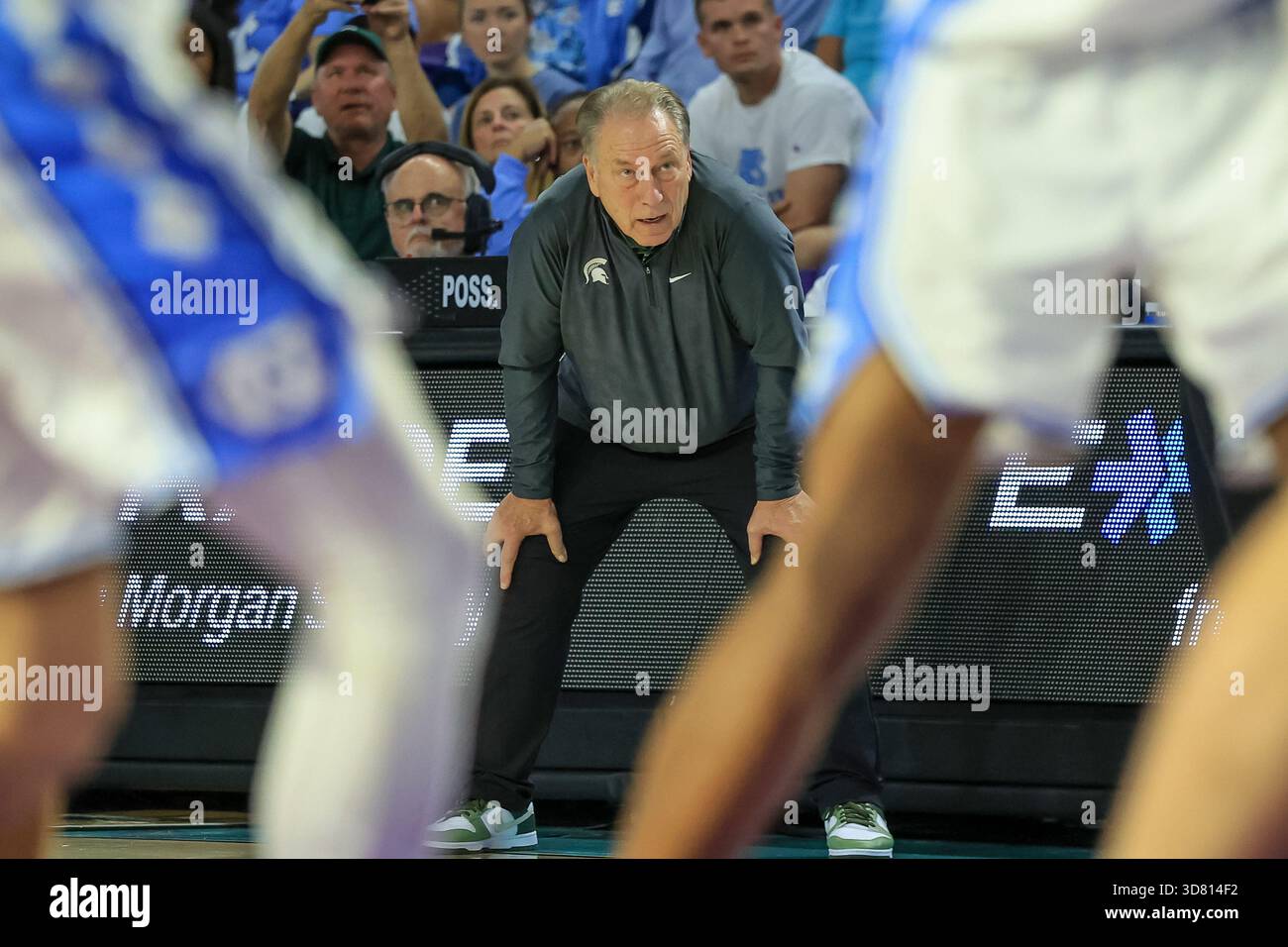 Michigan State head coach Tom Izzo watches his team play against North ...