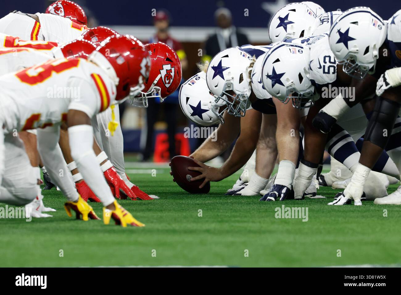 Dallas Cowboys line of scrimmage during a NFL football game against the ...