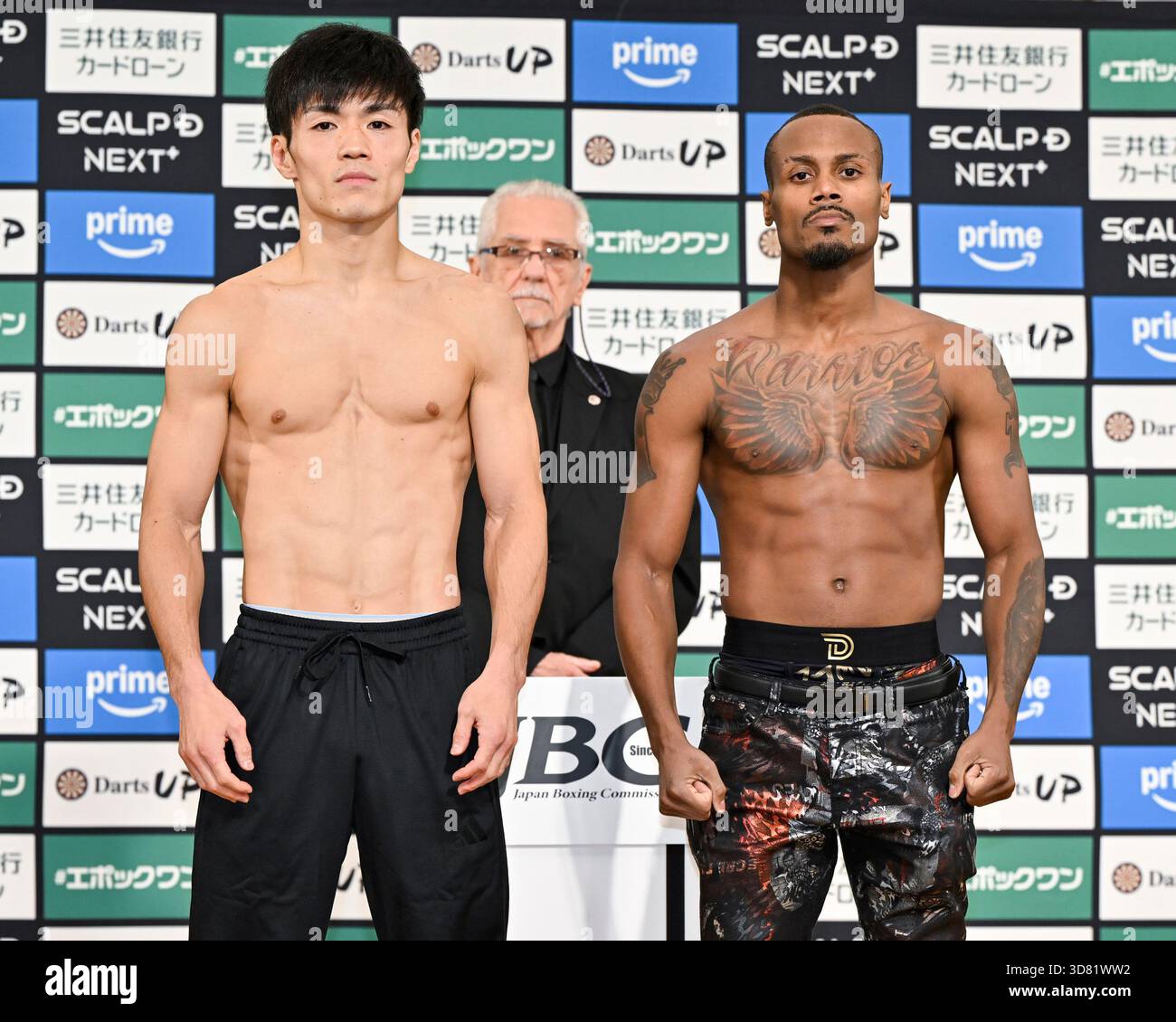 Japan's Mikito Nakano, left, and United States' Raeese Aleem pose ...