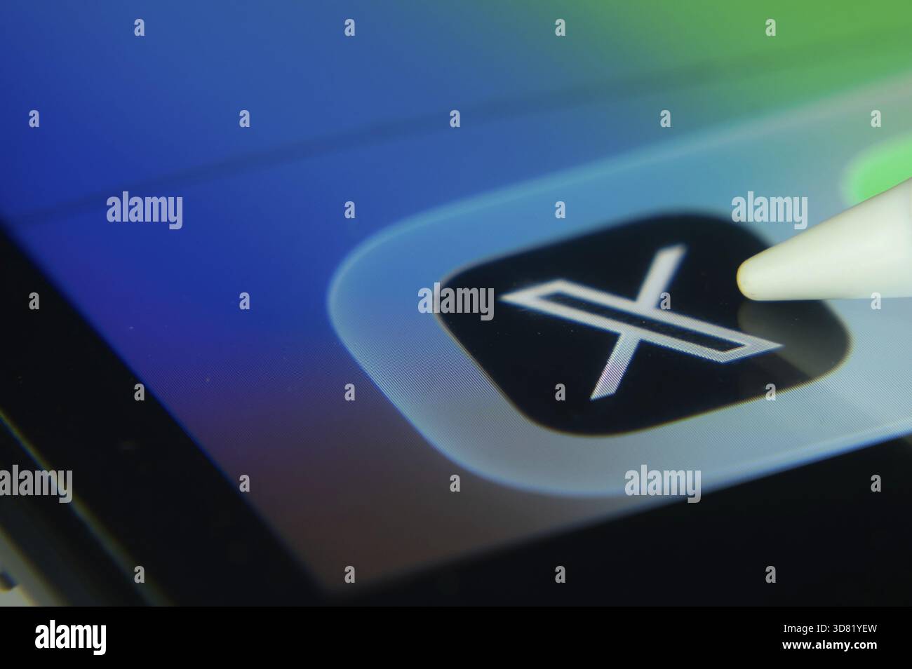 16 Nov 2025- Dhaka, Bangladesh: Close-up of X app icons on a iPad ...