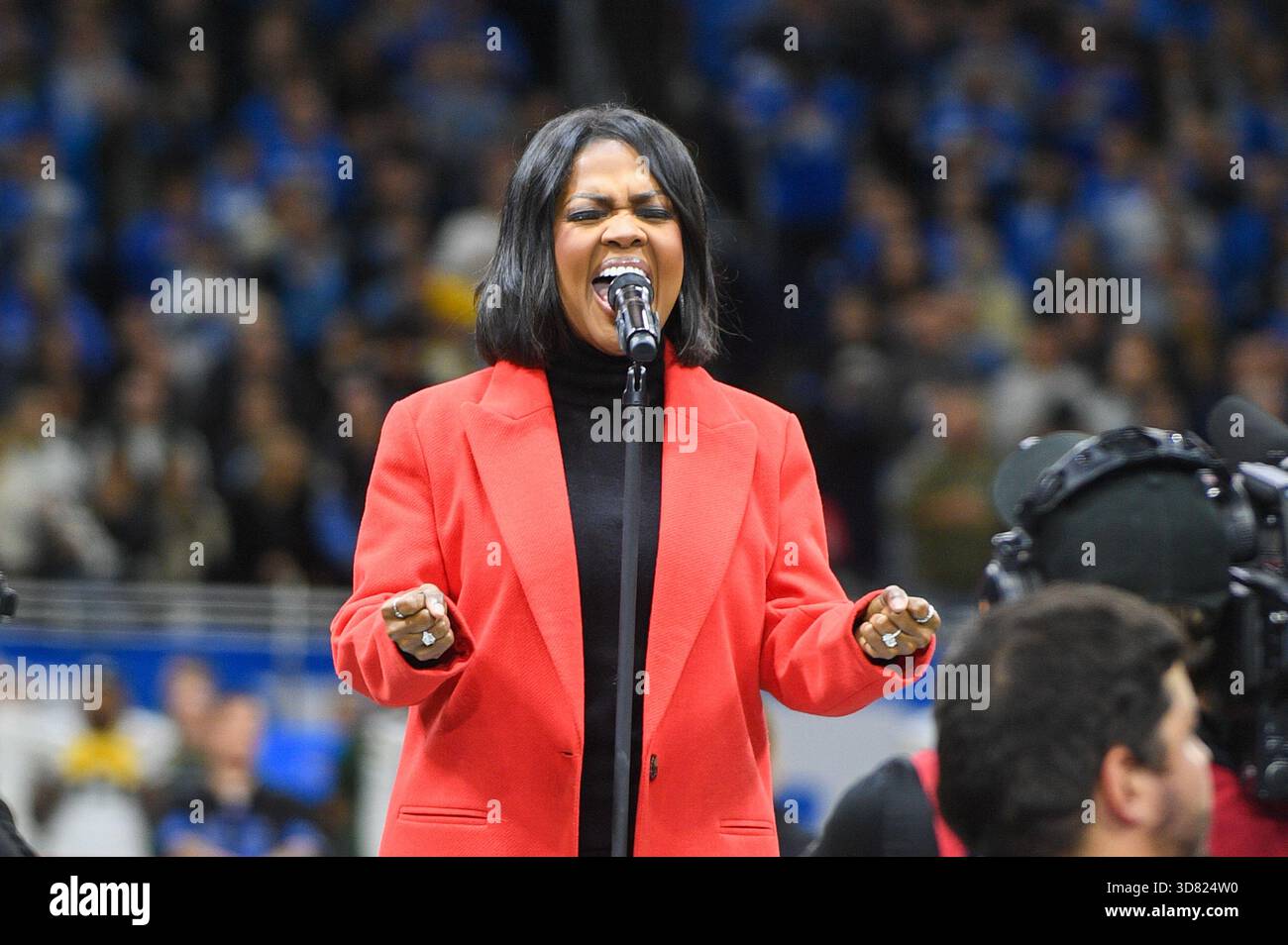 DETROIT, MICHIGAN - NOVEMBER 27: CeCe Winans performs the National ...
