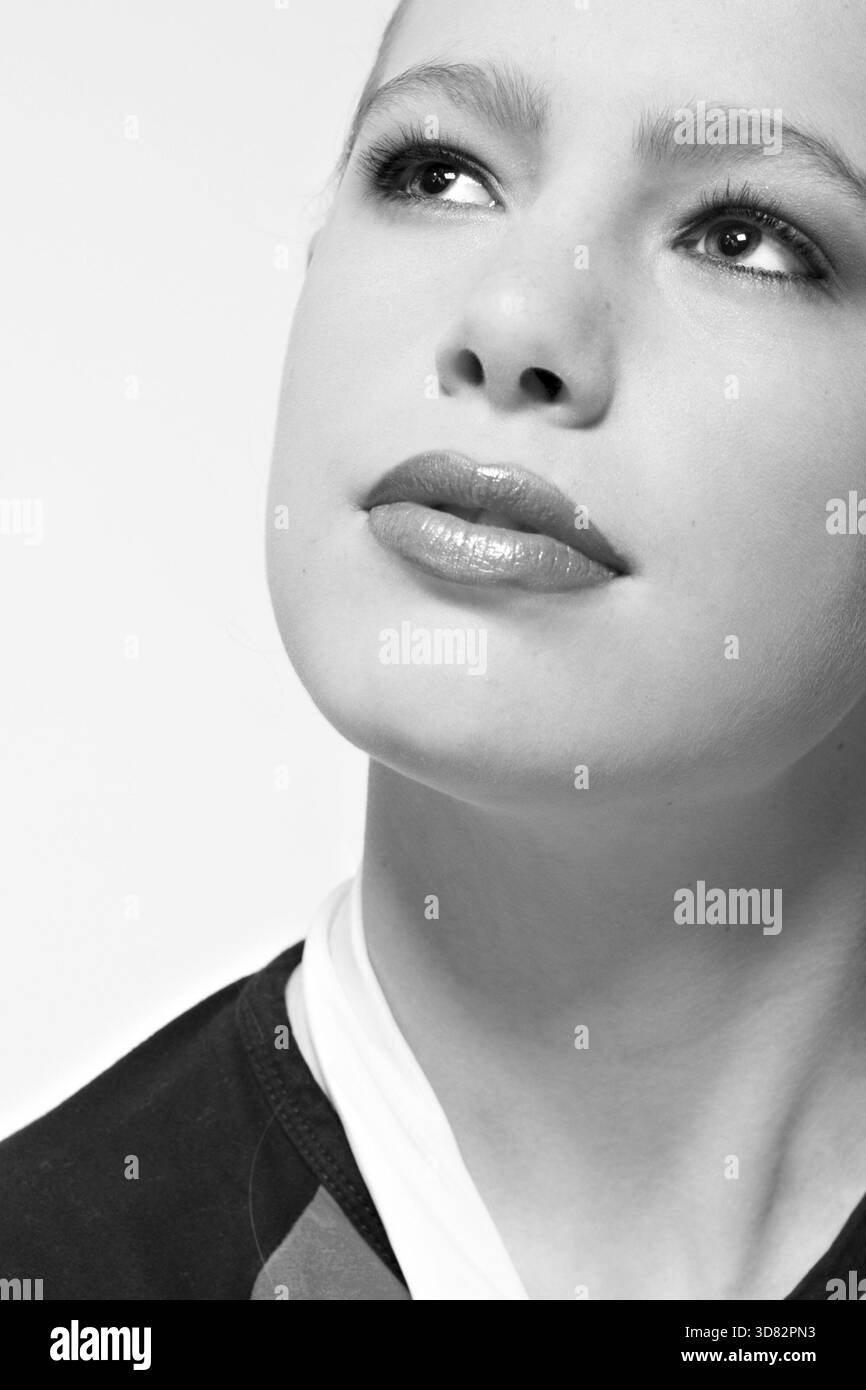 Portrait beautiful bright woman Black and White Stock Photos & Images ...