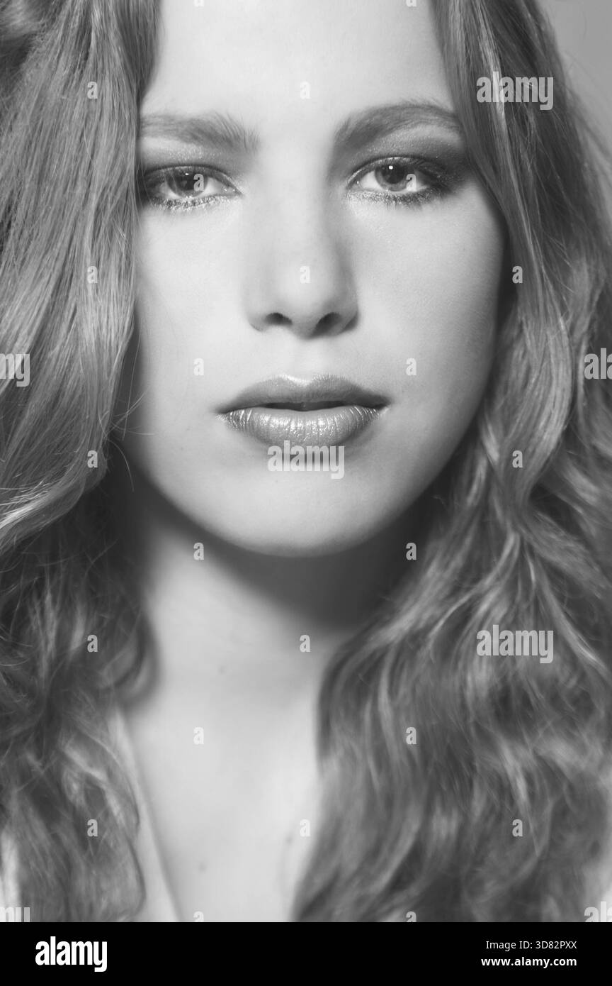 Portrait beautiful bright woman Black and White Stock Photos & Images ...