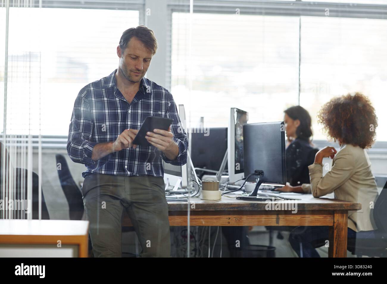 Creative agency man review hi-res stock photography and images - Alamy