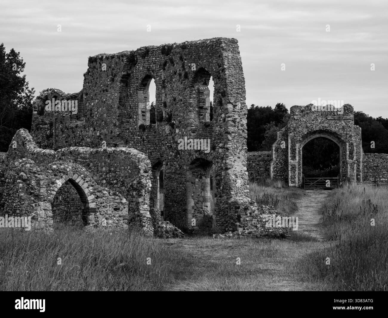 Crumbled building Black and White Stock Photos & Images - Alamy