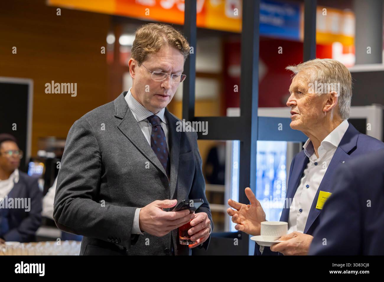 Jahresveranstaltung Strategiedialog Automobilwirtschaft Bw Sda In