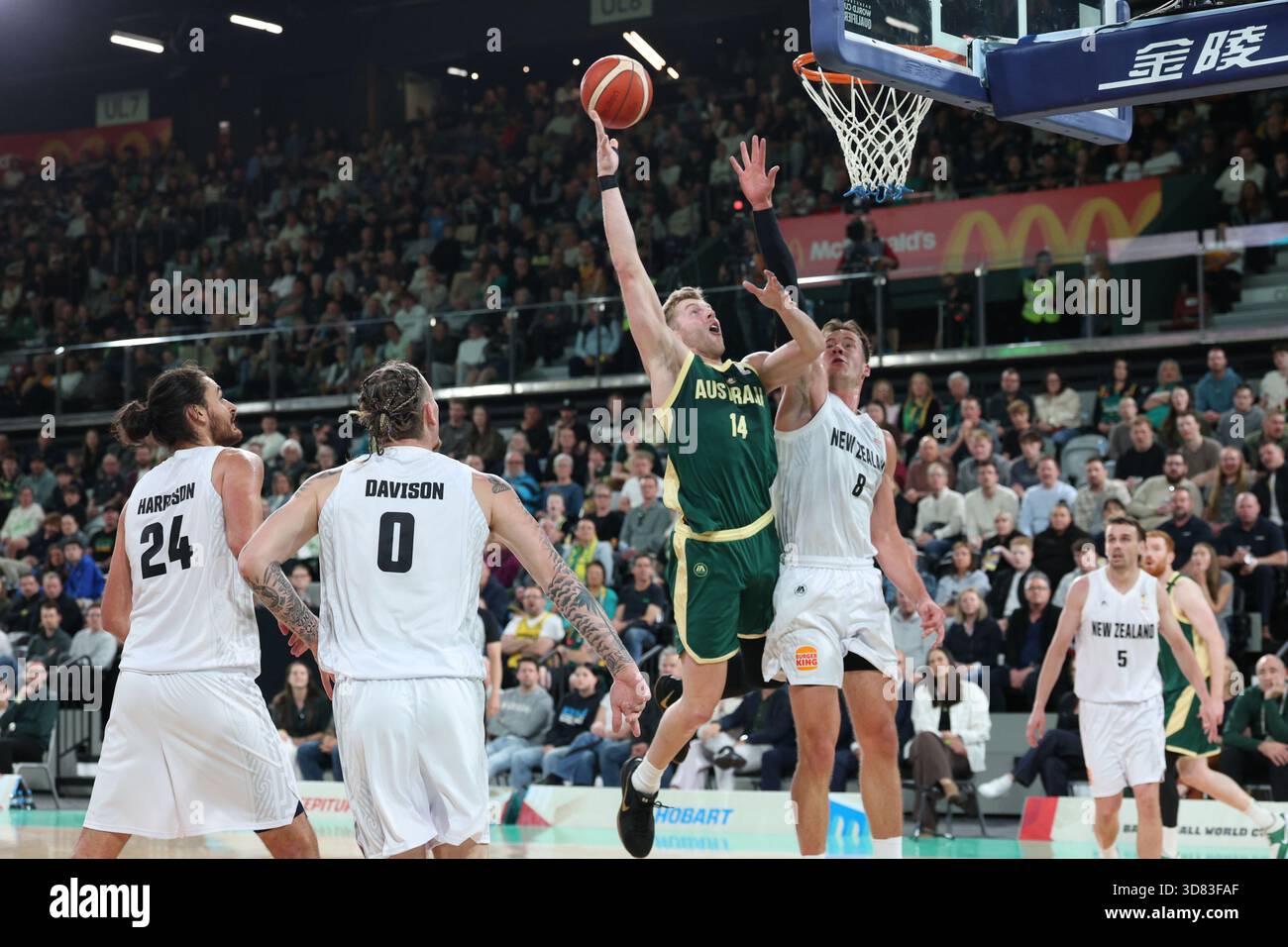 Jack White of Australia and Sam Mennenga of New Zealand during the Men ...