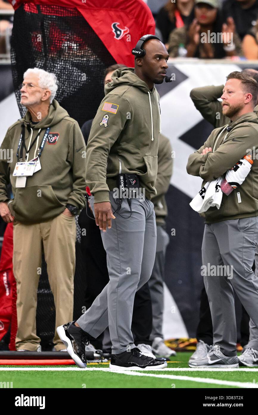 Houston Texans head coach DeMeco Ryans looks on during the first half ...