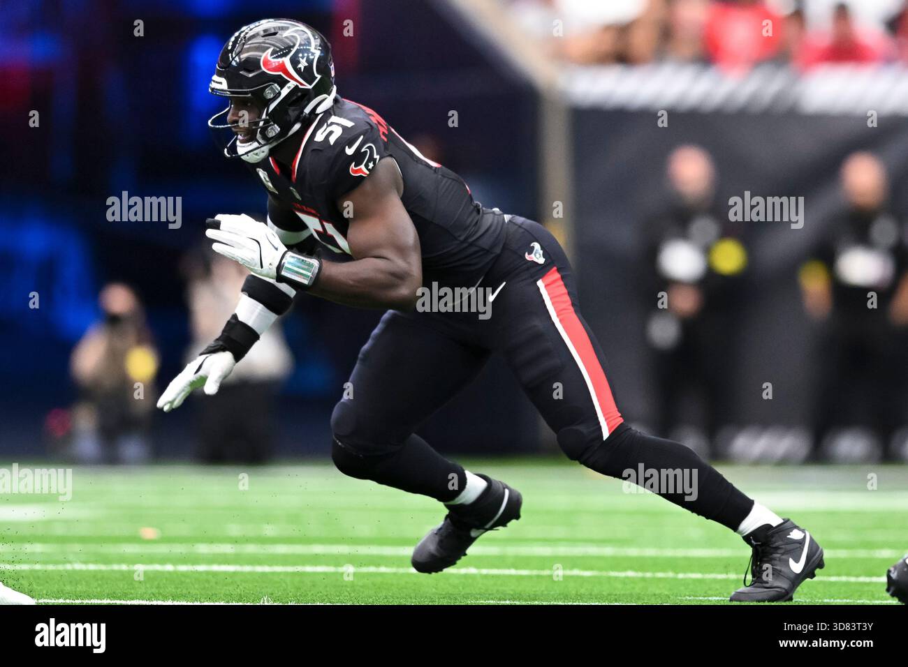 Houston Texans defensive end Will Anderson Jr. (51) defends in coverage ...