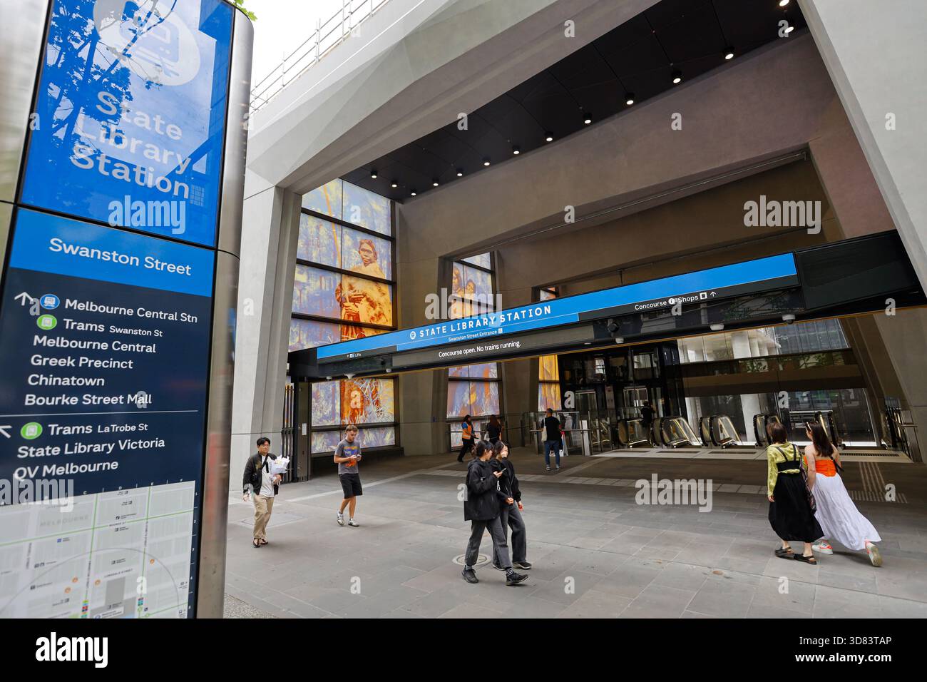 Melbourne state library metro station hi-res stock photography and ...