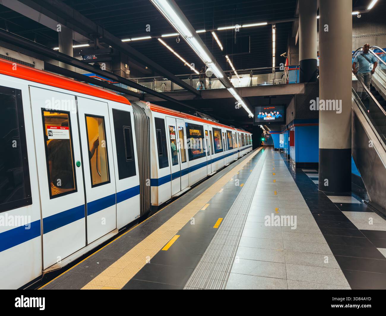 Dominican republic metro station hi-res stock photography and images ...