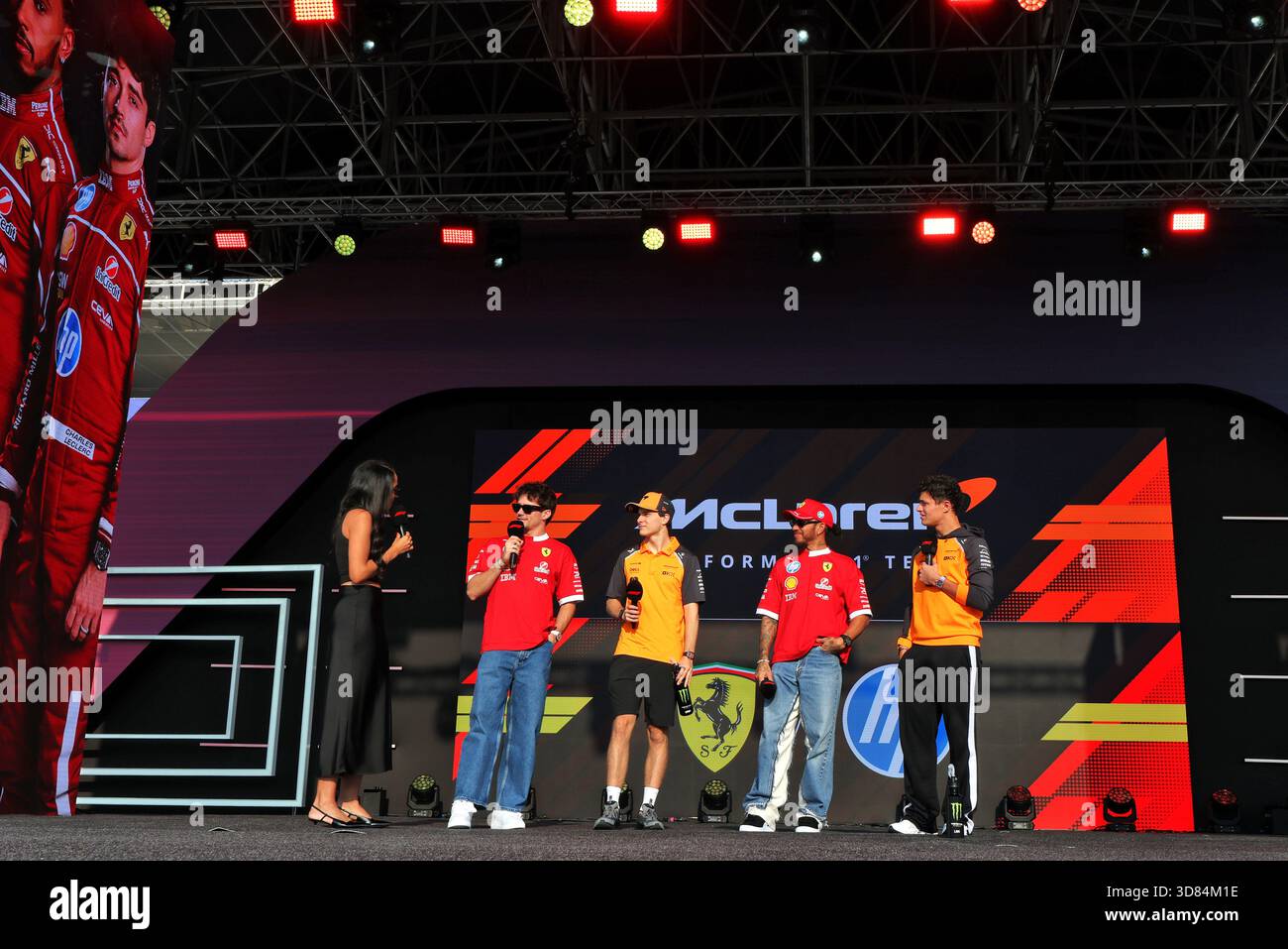 (L to R): Charles Leclerc (MON) Ferrari; Oscar Piastri (AUS) McLaren ...