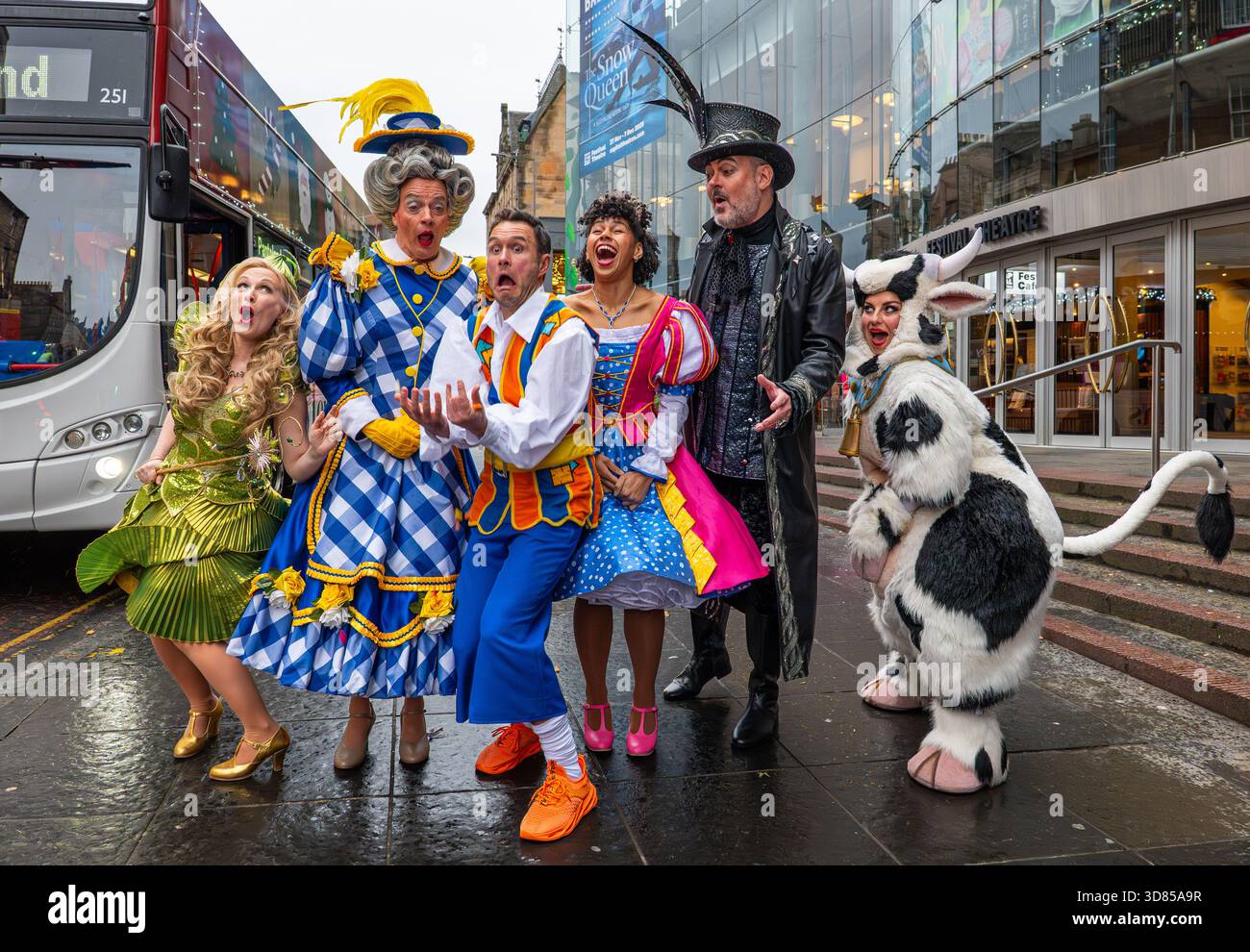 Cast of pantomime Jack and the Beanstalk on a Lothian Christmas bus ...