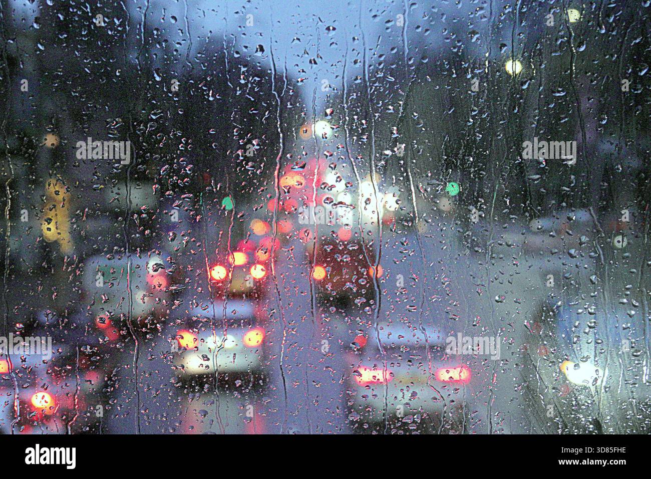 Glasgow, Scotland, UK. 28th November, 2025. UK Weather: Windy centre of ...