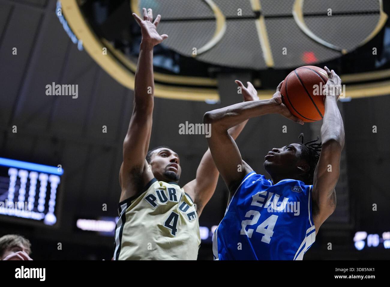 Eastern Illinois forward Terry McMorris (24) shoots over Purdue forward ...