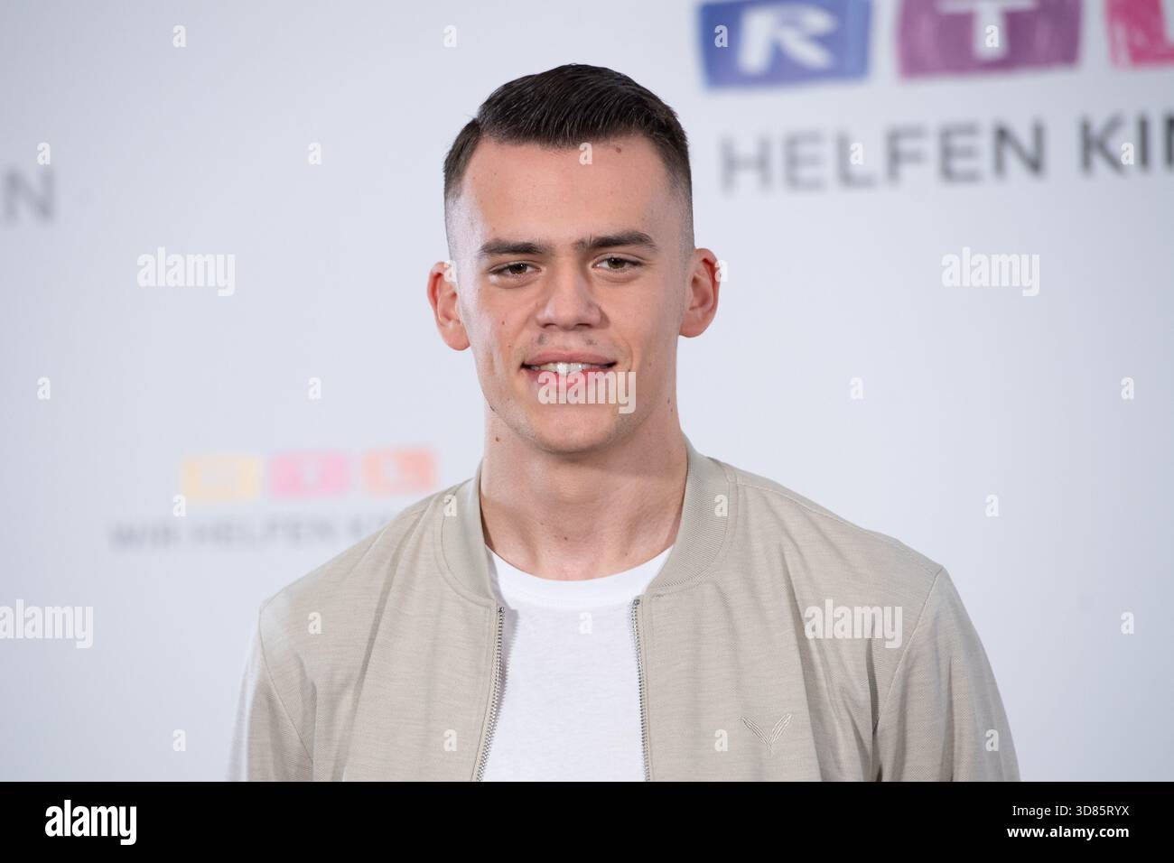 Pascal MARTIN, portrait, portrait, portrait, cropped single image ...