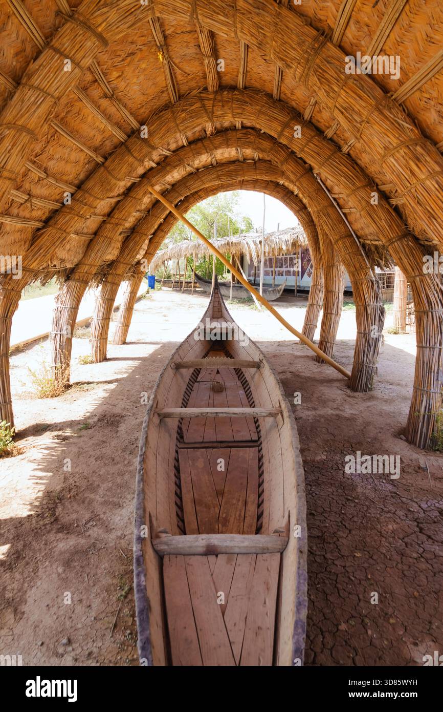 Marsh arabs iraq hi-res stock photography and images - Alamy