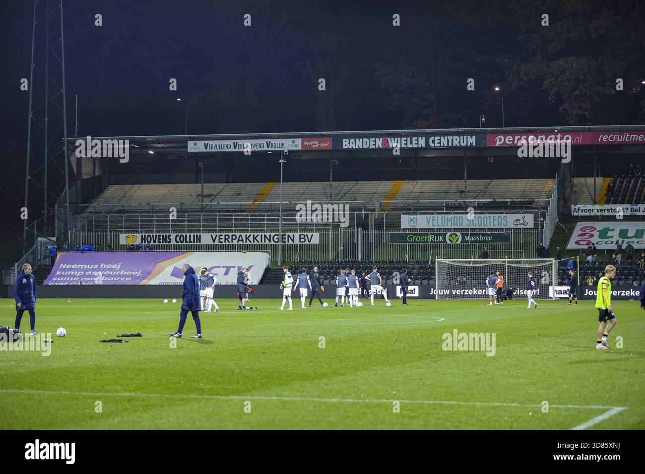 VENLO , 28-11-2025 , Seacon Stadium - De Koel , season 2025 / 2026 ...