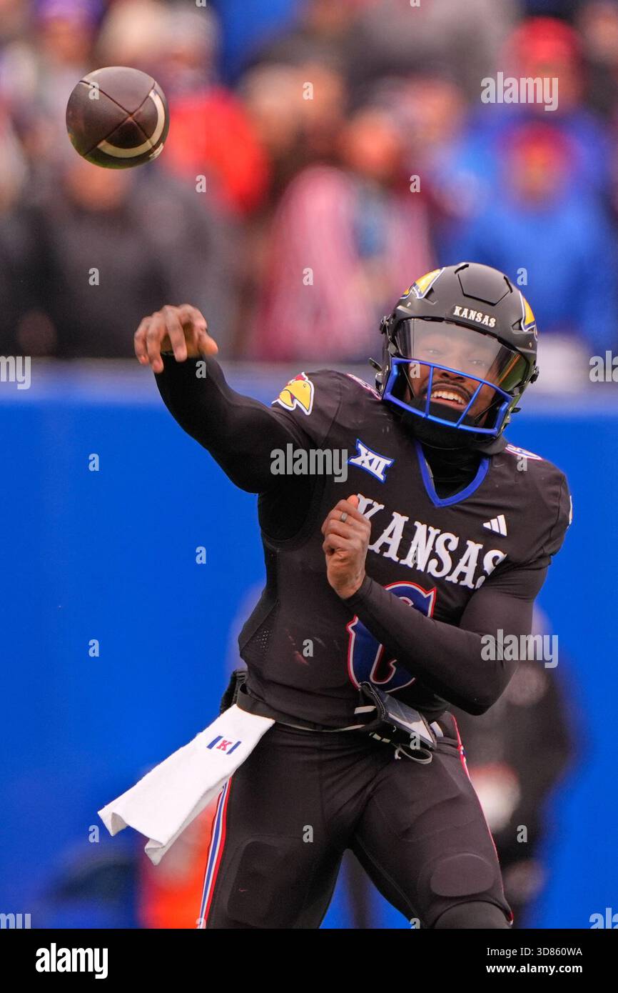 Kansas quarterback Jalon Daniels passes the ball during the first half ...