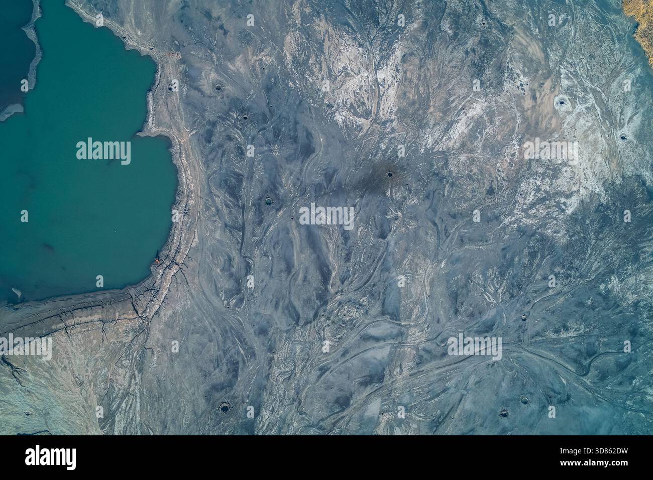 War impact environment hi-res stock photography and images - Alamy
