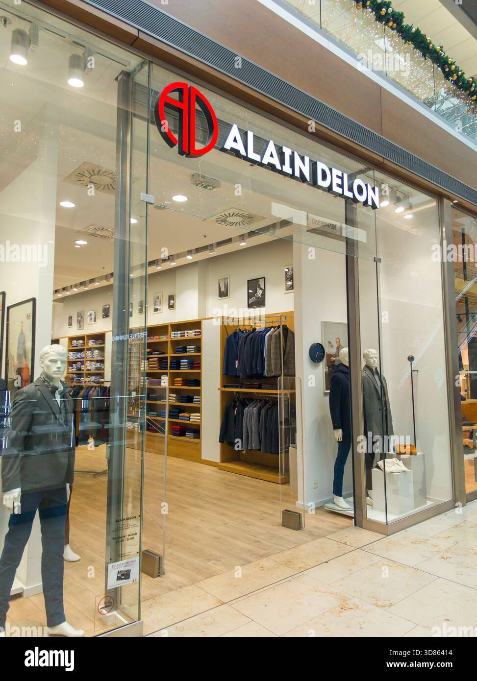 Alain delon hi-res stock photography and images - Alamy