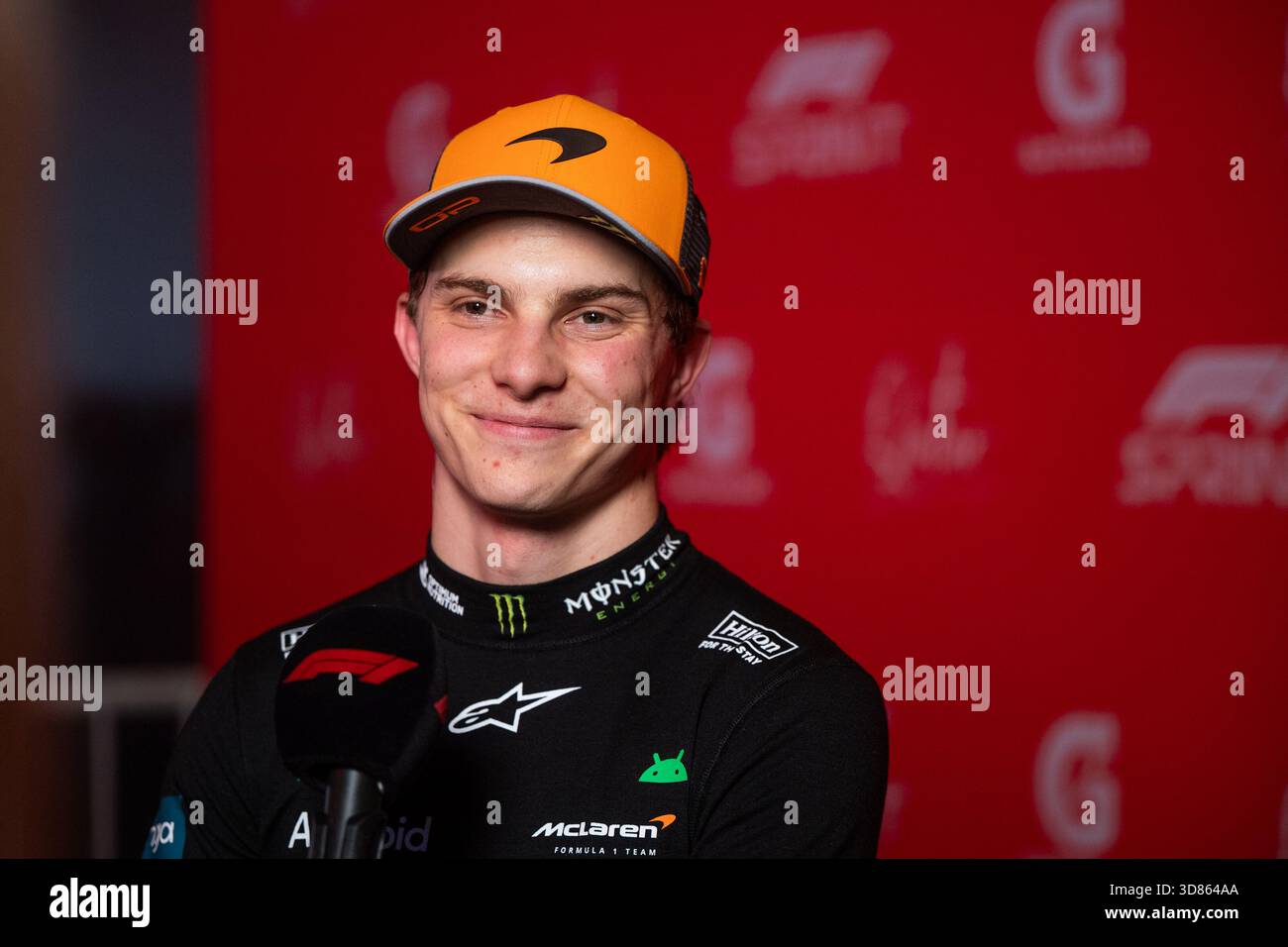 Oscar Piastri (McLaren Formula 1 Team, Australia, #81) smiles happily ...