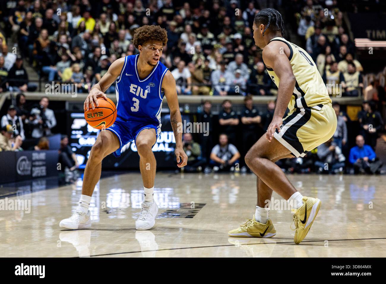November 28, 2025: Eastern Illinois guard Meechie White (3) looks to ...