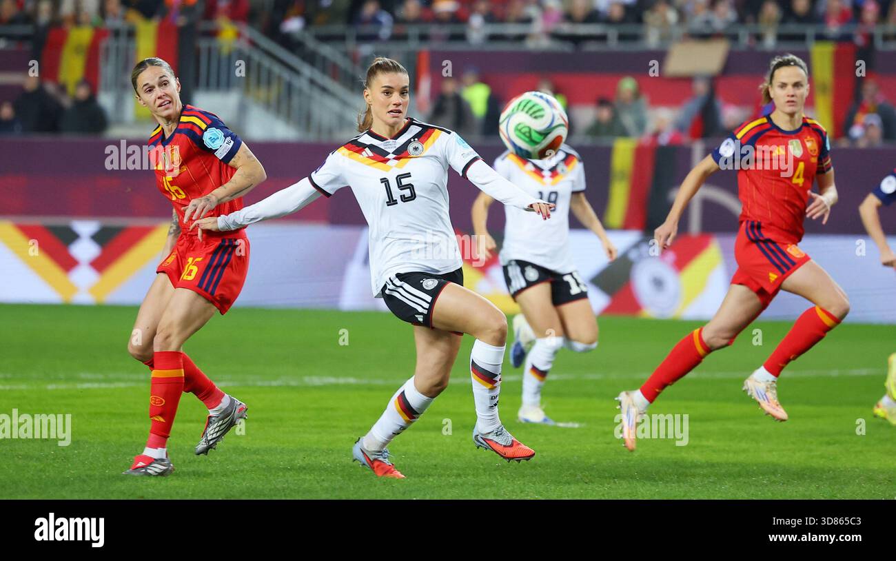 from left: Maria Pilar "Mapi" Leon Cebrian, Selina Cerci (Germany ...