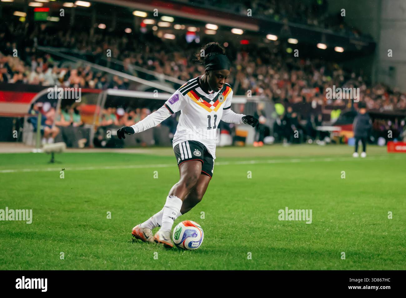 Kaiserslautern, Germany, November 28th 2025 Nicole Anyomi (#11 ...